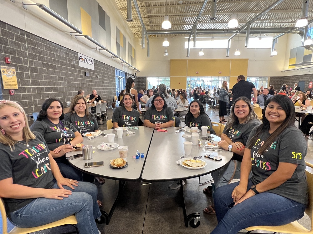 2022-2023 Convocation | Snyder Junior High School